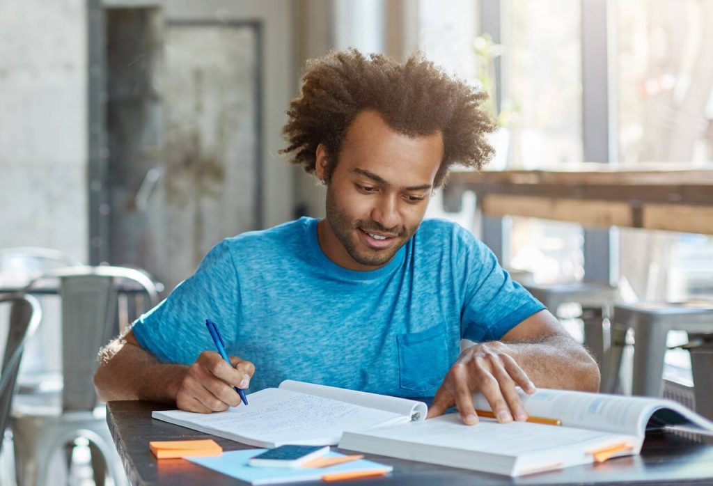 Como Montar um Cronograma de Estudos? Dica de Especialista Como Montar um Cronograma de Estudos? Dica de Especialista